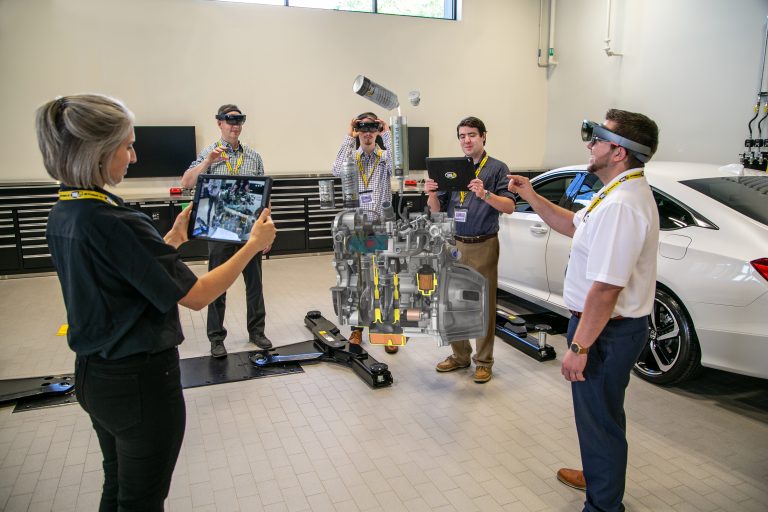 NEW augmented reality BG Experience™ App for automotive professionals ...